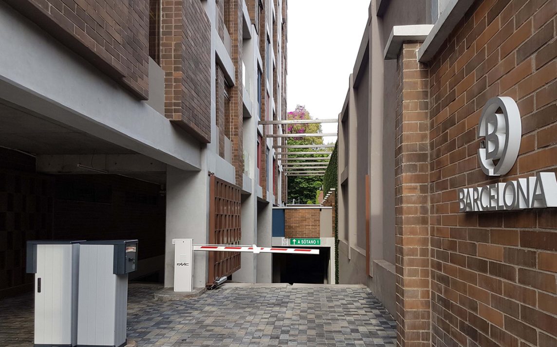 TORRE BARCELONA - Qualicons